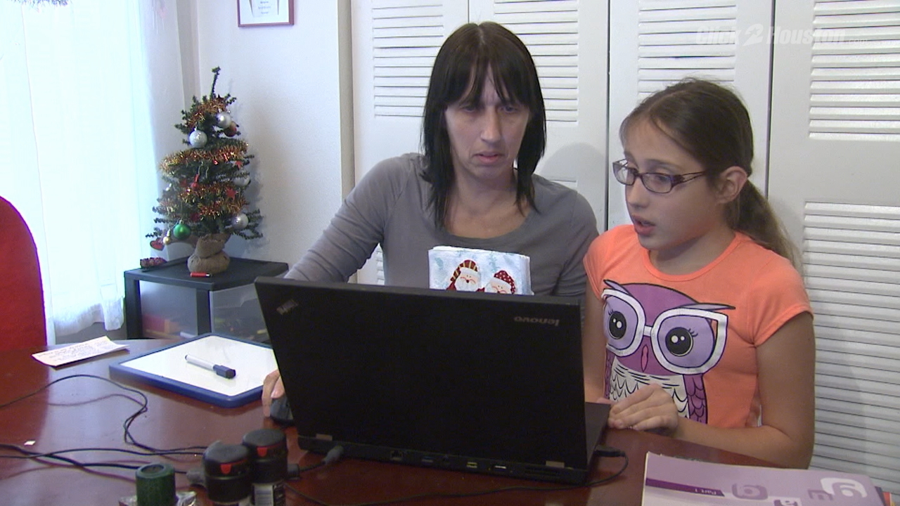 Bullying Forces Mother To Pull 11 Year Old Daughter Out Of La